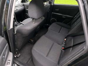 Black Mazda 3 2007 in Skuodas, with an engine capacity of 1.60 L and mileage of 136 thousand km for 1750 €, photo 7 on AUTOMOTO.COM.LV