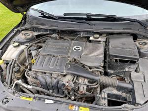Black Mazda 3 2007 in Skuodas, with an engine capacity of 1.60 L and mileage of 136 thousand km for 1750 €, photo 9 on AUTOMOTO.COM.LV