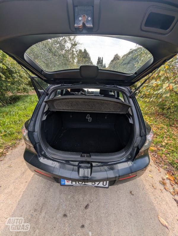 Mazda 3 2007 Kretinga vietnē Melns Mazda 3 2007 Kretinga, ar dzinēja tilpumu 1.60 L un nobraukumu 225 tūkst. km par 2200 €, foto 6 vietnē AUTOMOTO.COM.LV