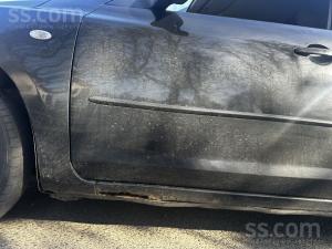 Черный Мазда 3 2008 в Рига, объемом двигателя 1.60 л и пробегом 263 тыс. км за 800 €, фото 4 на AUTOMOTO.COM.LV