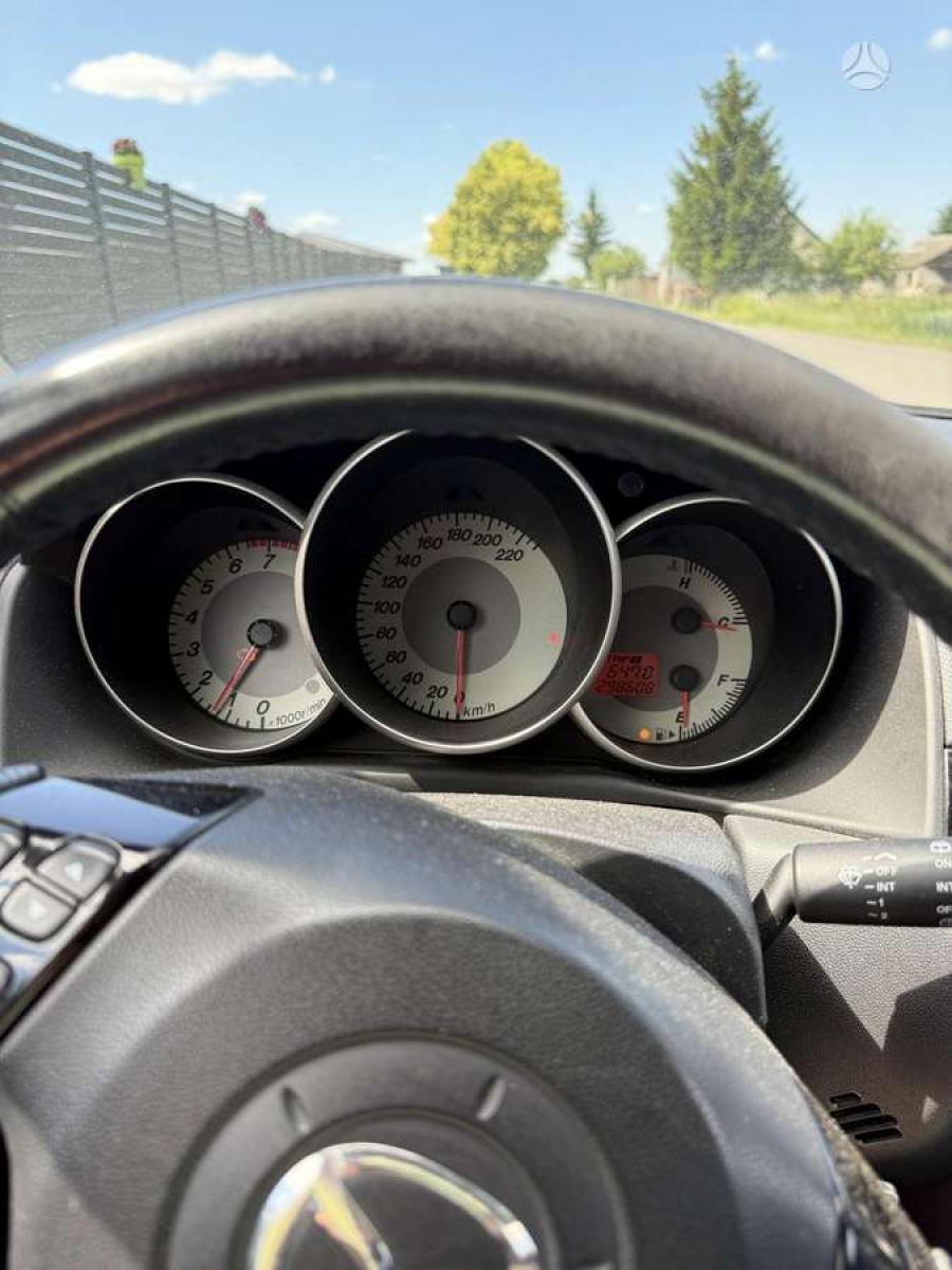 Melns Mazda 3 2008 Kauņa, ar dzinēja tilpumu 1.60 L un nobraukumu 299 tūkst. km par 950 €, foto 15 vietnē AUTOMOTO.COM.LV