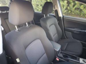 Melns Mazda 3 2008 Klaipėda, ar dzinēja tilpumu 1.60 L un nobraukumu 160 tūkst. km par 2500 €, foto 17 vietnē AUTOMOTO.COM.LV
