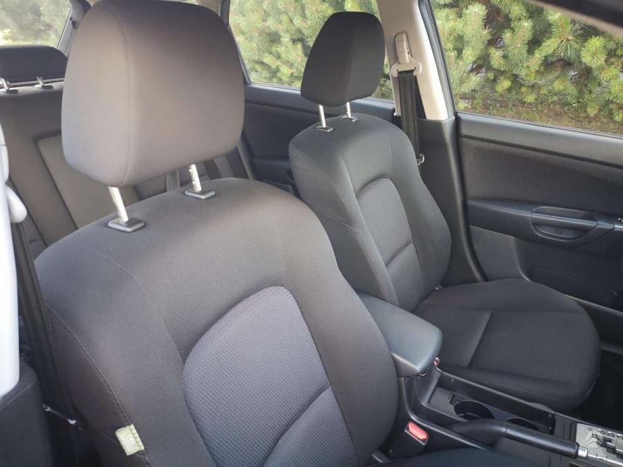 Melns Mazda 3 2008 Klaipėda, ar dzinēja tilpumu 1.60 L un nobraukumu 160 tūkst. km par 2500 €, foto 17 vietnē AUTOMOTO.COM.LV
