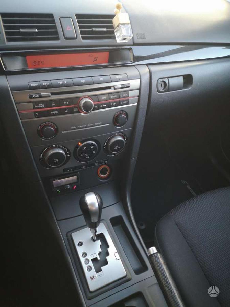 Melns Mazda 3 2008 Klaipėda, ar dzinēja tilpumu 1.60 L un nobraukumu 160 tūkst. km par 2500 €, foto 19 vietnē AUTOMOTO.COM.LV
