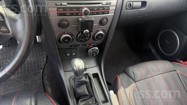 Melns Mazda 3 2008 Rīga, ar dzinēja tilpumu 2.00 L un nobraukumu 267 tūkst. km par 2300 €, foto 4 vietnē AUTOMOTO.COM.LV