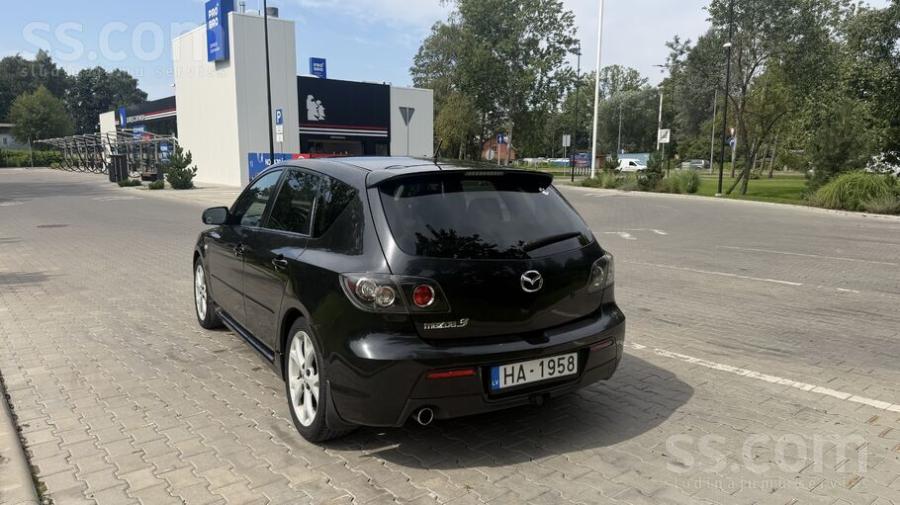 Black Mazda 3 2008 in Riga, with an engine capacity of 2.00 L and mileage of 267 thousand km for 2300 €, photo 13 on AUTOMOTO.COM.LV