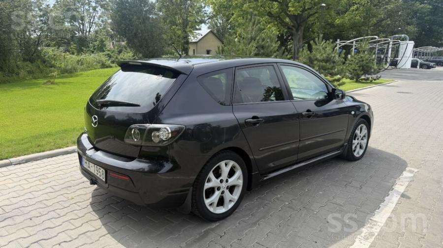 Black Mazda 3 2008 in Riga, with an engine capacity of 2.00 L and mileage of 267 thousand km for 2300 €, photo 15 on AUTOMOTO.COM.LV