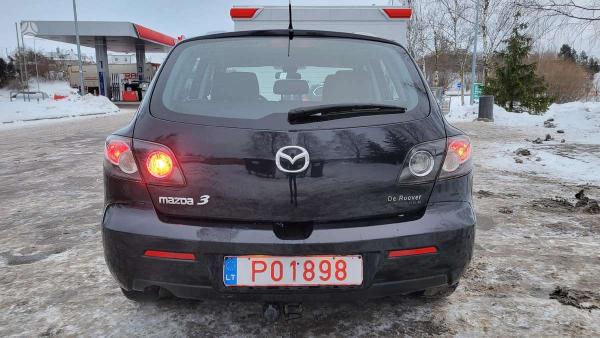 Black Mazda 3 2009 in Siauliai, with an engine capacity of 1.56 L and mileage of 233 thousand km for 2149 €, photo 7 on AUTOMOTO.COM.LV