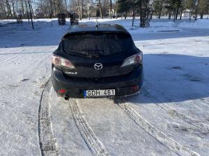 Melns Mazda 3 2009 Viļņa, ar dzinēja tilpumu 2.18 L un nobraukumu 209 tūkst. km par 2450 €, foto 5 vietnē AUTOMOTO.COM.LV