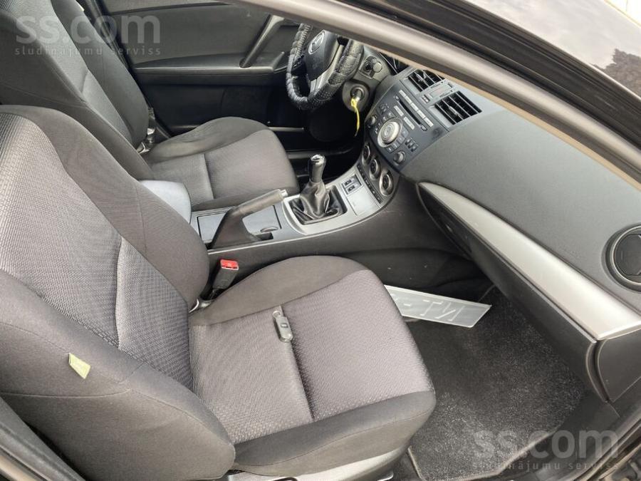 Melns Mazda 3 2009 Rēzekne, ar dzinēja tilpumu 2.20 L un nobraukumu 0 tūkst. km par 2250 €, foto 13 vietnē AUTOMOTO.COM.LV