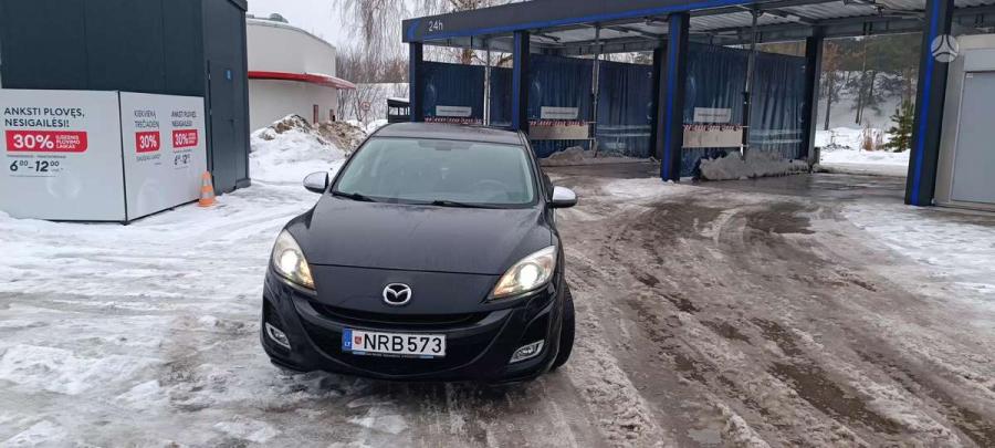 Melns Mazda 3 2010 Viļņa, ar dzinēja tilpumu 2.18 L un nobraukumu 304 tūkst. km par 3300 €, foto 1 vietnē AUTOMOTO.COM.LV