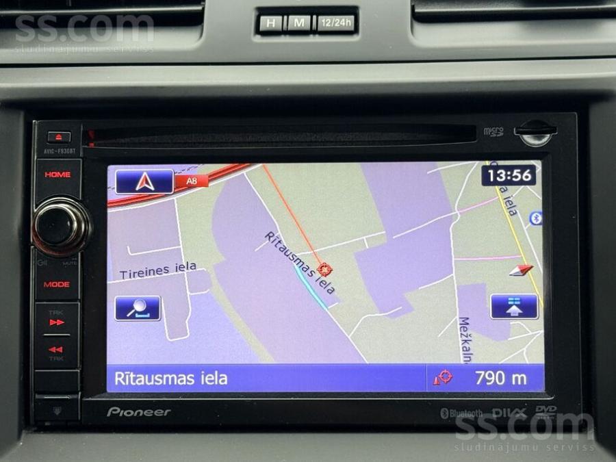 Black Mazda 3 2010 in Riga, with an engine capacity of 1.60 L and mileage of 292 thousand km for 2050 €, photo 16 on AUTOMOTO.COM.LV