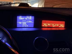 Black Mazda 3 2010 in Riga, with an engine capacity of 1.60 L and mileage of 292 thousand km for 2050 €, photo 19 on AUTOMOTO.COM.LV