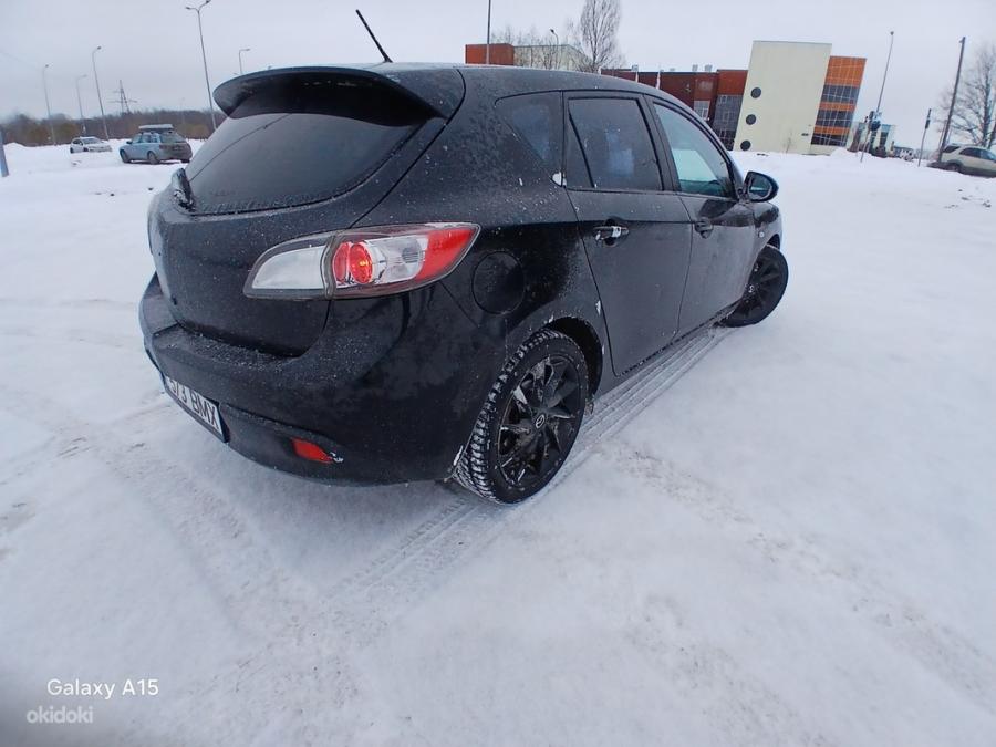 Черный Мазда 3 2010 в Таллин, объемом двигателя 1.60 л и пробегом 241 тыс. км за 2900 €, фото 9 на AUTOMOTO.COM.LV