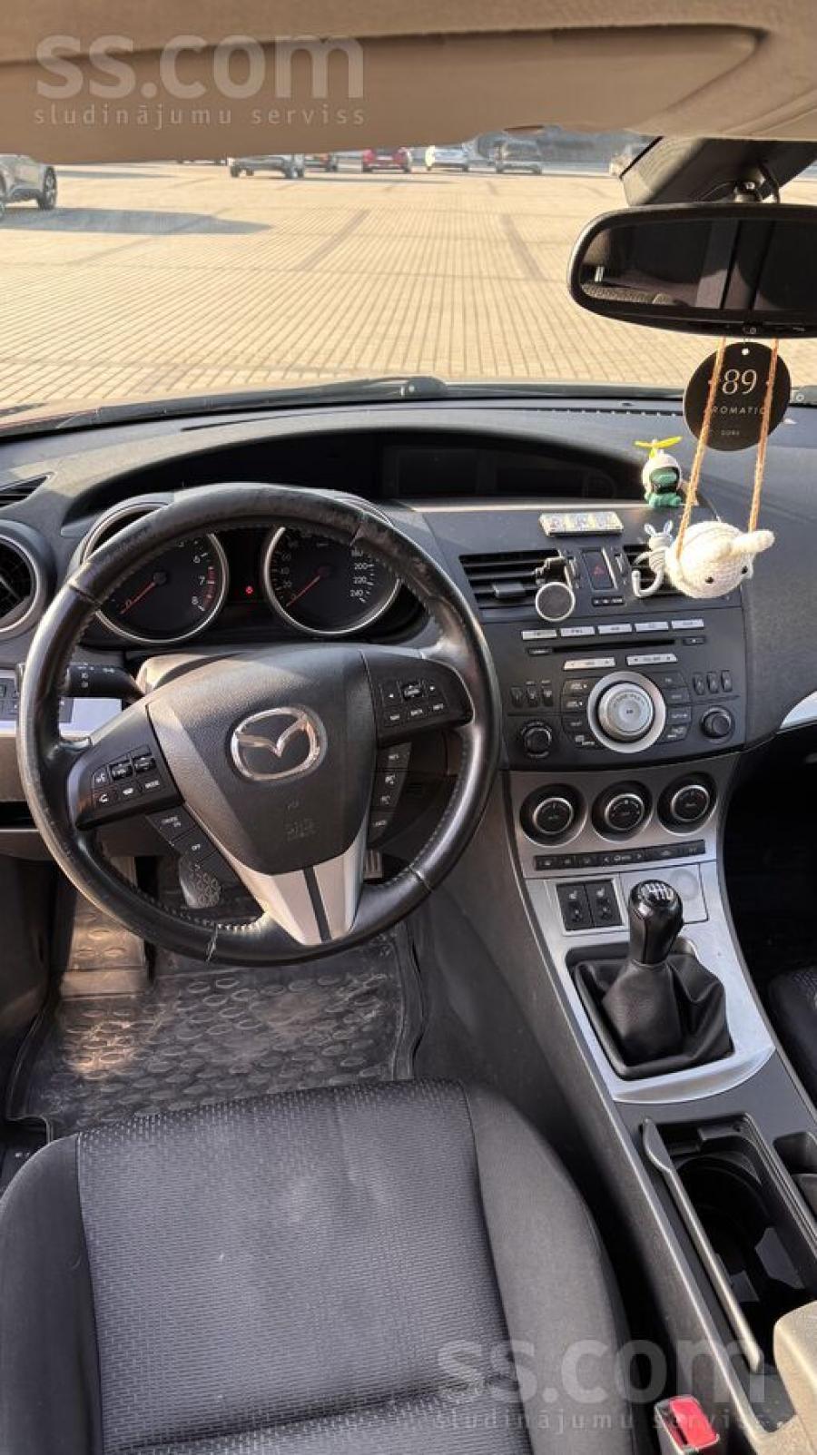 Melns Mazda 3 2010 Rīga, ar dzinēja tilpumu 2.00 L un nobraukumu 182 tūkst. km par 3000 €, foto 8 vietnē AUTOMOTO.COM.LV