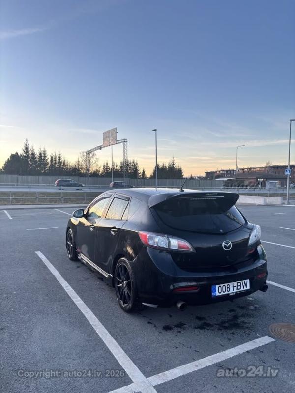 Black Mazda 3 2011 in Tallinn, with an engine capacity of 2.30 L and mileage of 0 thousand km for 7290 €, photo 3 on AUTOMOTO.COM.LV