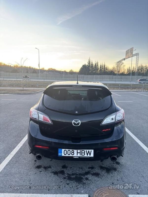 Black Mazda 3 2011 in Tallinn, with an engine capacity of 2.30 L and mileage of 0 thousand km for 7290 €, photo 4 on AUTOMOTO.COM.LV