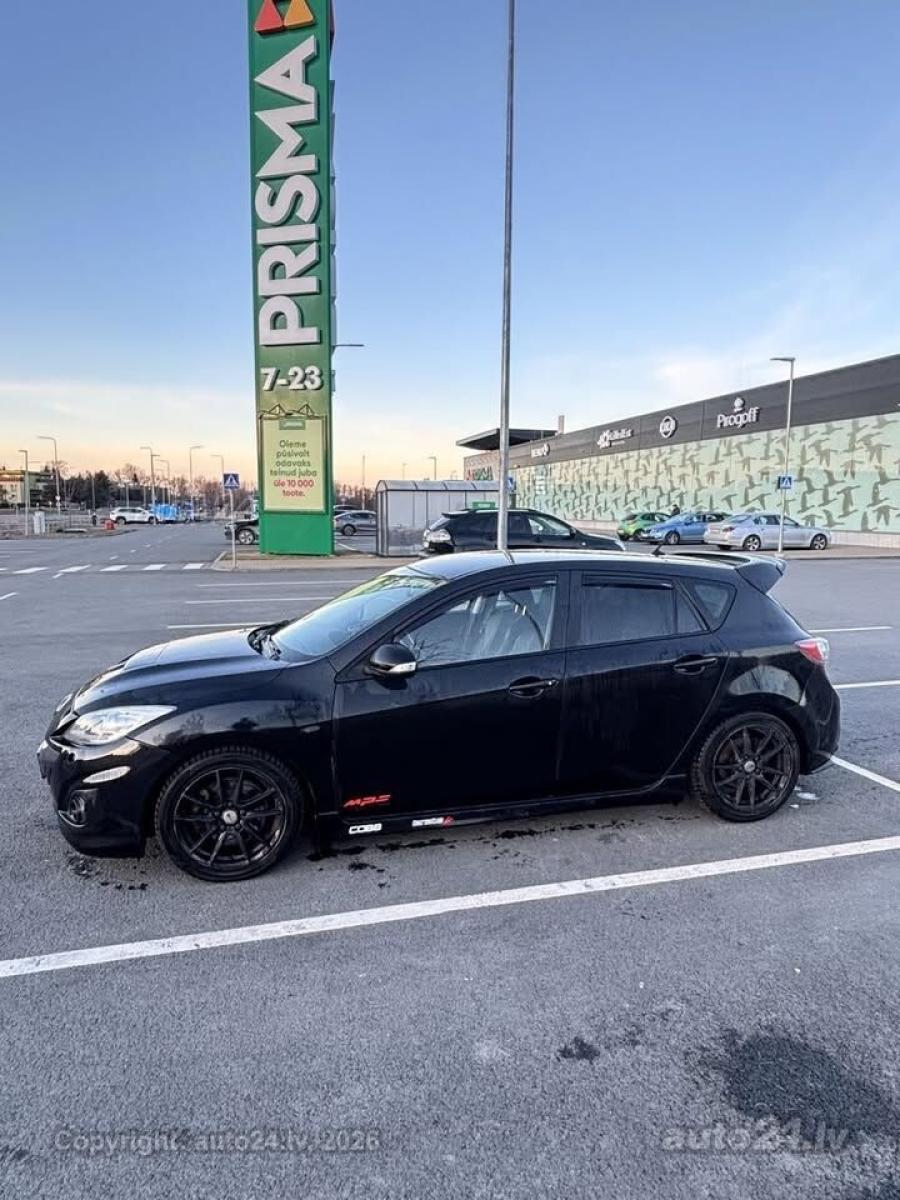 Black Mazda 3 2011 in Tallinn, with an engine capacity of 2.30 L and mileage of 0 thousand km for 7290 €, photo 6 on AUTOMOTO.COM.LV