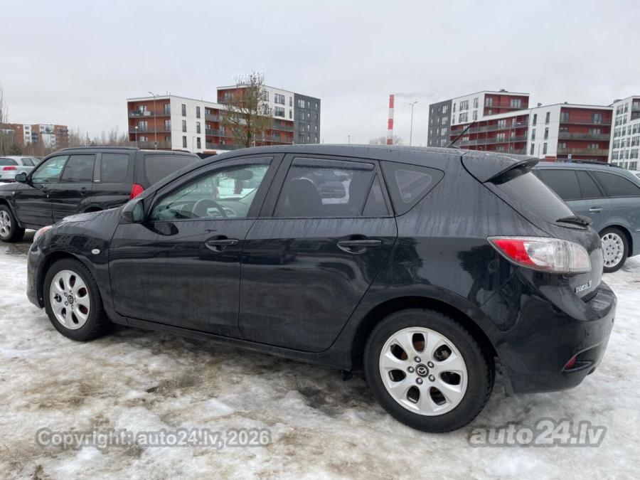 Melns Mazda 3 2013 Tallina, ar dzinēja tilpumu 1.60 L un nobraukumu 288 tūkst. km par 3450 €, foto 3 vietnē AUTOMOTO.COM.LV