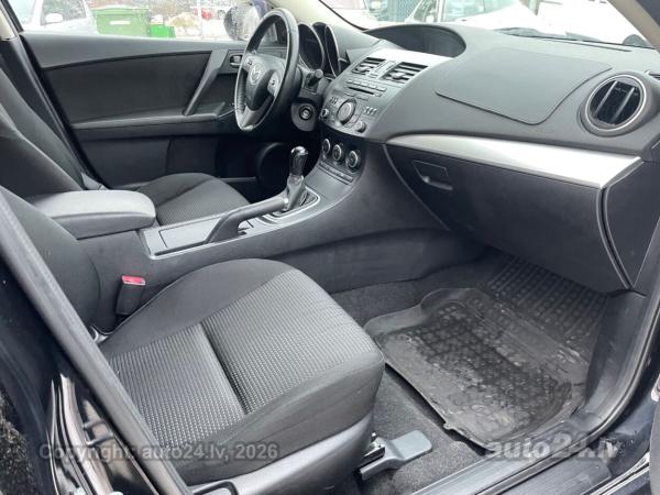 Melns Mazda 3 2013 Tallina, ar dzinēja tilpumu 1.60 L un nobraukumu 288 tūkst. km par 3450 €, foto 7 vietnē AUTOMOTO.COM.LV