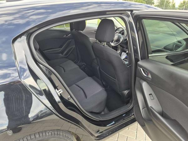 Black Mazda 3 2013 in Taurage, with an engine capacity of 2.19 L and mileage of 177 thousand km for 4300 €, photo 10 on AUTOMOTO.COM.LV