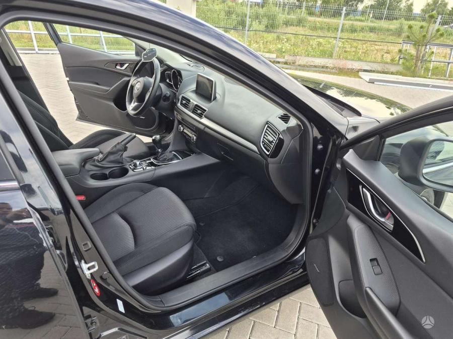 Melns Mazda 3 2013 Tauragė, ar dzinēja tilpumu 2.19 L un nobraukumu 177 tūkst. km par 4300 €, foto 12 vietnē AUTOMOTO.COM.LV