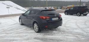 Black Mazda 3 2014 in Vilnius, with an engine capacity of 2.19 L and mileage of 136 thousand km for 5700 €, photo 8 on AUTOMOTO.COM.LV