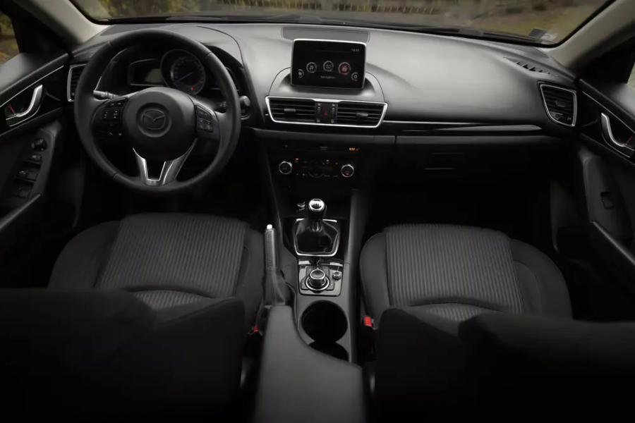 Melns Mazda 3 2014 Jelgava, ar dzinēja tilpumu 2.20 L un nobraukumu 262 tūkst. km par 6200 €, foto 9 vietnē AUTOMOTO.COM.LV