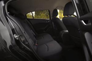 Melns Mazda 3 2014 Jelgava, ar dzinēja tilpumu 2.20 L un nobraukumu 262 tūkst. km par 6200 €, foto 17 vietnē AUTOMOTO.COM.LV