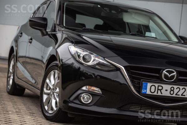 Black Mazda 3 2014 in Jurmala, with an engine capacity of 2.20 L and mileage of 137 thousand km for 6500 €, photo 4 on AUTOMOTO.COM.LV
