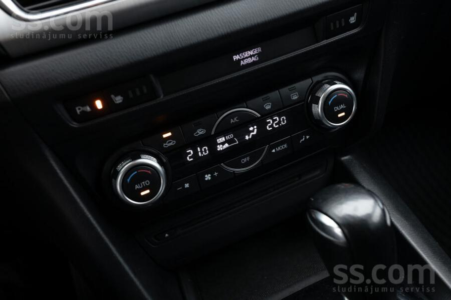 Melns Mazda 3 2014 Jūrmala, ar dzinēja tilpumu 2.20 L un nobraukumu 137 tūkst. km par 6500 €, foto 19 vietnē AUTOMOTO.COM.LV