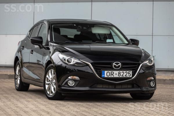 Mazda 3 2014 in Jelgava on AUTOMOTO.COM.LV Black Mazda 3 2014 in Jelgava, with an engine capacity of 2.20 L and mileage of 136 thousand km for 6690 €, photo 3 on AUTOMOTO.COM.LV