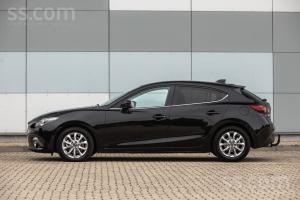 Black Mazda 3 2014 in Jelgava, with an engine capacity of 2.20 L and mileage of 136 thousand km for 6690 €, photo 7 on AUTOMOTO.COM.LV