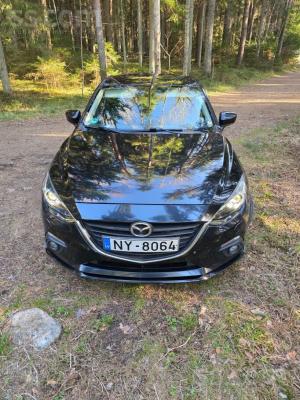 Black Mazda 3 2015 in Cesis, with an engine capacity of 2.20 L and mileage of 257 thousand km for 5900 €, photo 8 on AUTOMOTO.COM.LV