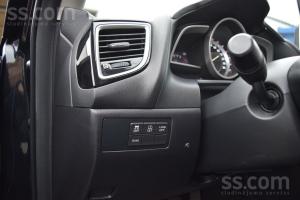 Black Mazda 3 2015 in Riga, with an engine capacity of 2.00 L and mileage of 130 thousand km for 7500 €, photo 10 on AUTOMOTO.COM.LV