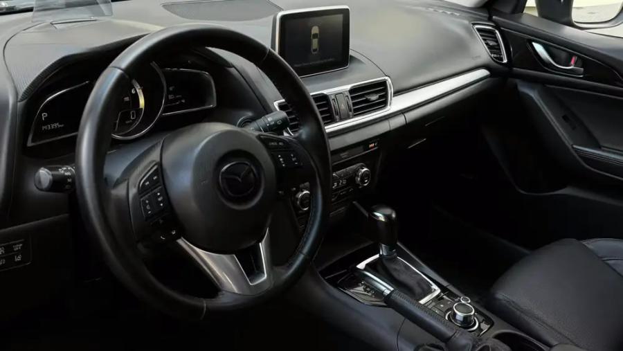 Melns Mazda 3 2015 Jelgava, ar dzinēja tilpumu 2.20 L un nobraukumu 143 tūkst. km par 7500 €, foto 14 vietnē AUTOMOTO.COM.LV