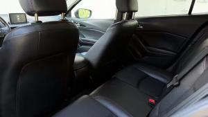 Melns Mazda 3 2015 Jelgava, ar dzinēja tilpumu 2.20 L un nobraukumu 143 tūkst. km par 7500 €, foto 21 vietnē AUTOMOTO.COM.LV