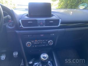 Melns Mazda 3 2015 Cēsis, ar dzinēja tilpumu 2.20 L un nobraukumu 258 tūkst. km par 5700 €, foto 9 vietnē AUTOMOTO.COM.LV