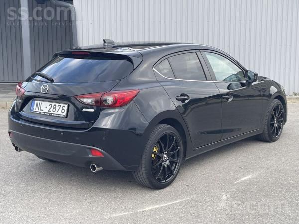 Melns Mazda 3 2015 Cēsis, ar dzinēja tilpumu 2.20 L un nobraukumu 200 tūkst. km par 6200 €, foto 4 vietnē AUTOMOTO.COM.LV