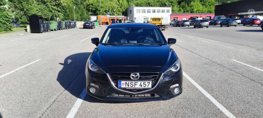 Black Mazda 3 2016 in Vilnius, with an engine capacity of 2.19 L and mileage of 133 thousand km for 6350 €, photo 3 on AUTOMOTO.COM.LV