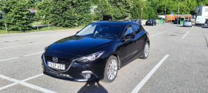 Black Mazda 3 2016 in Vilnius, with an engine capacity of 2.19 L and mileage of 133 thousand km for 6350 €, photo 4 on AUTOMOTO.COM.LV