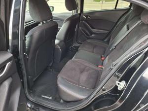 Black Mazda 3 2016 in Siauliai, with an engine capacity of 1.50 L and mileage of 102 thousand km for 6990 €, photo 15 on AUTOMOTO.COM.LV