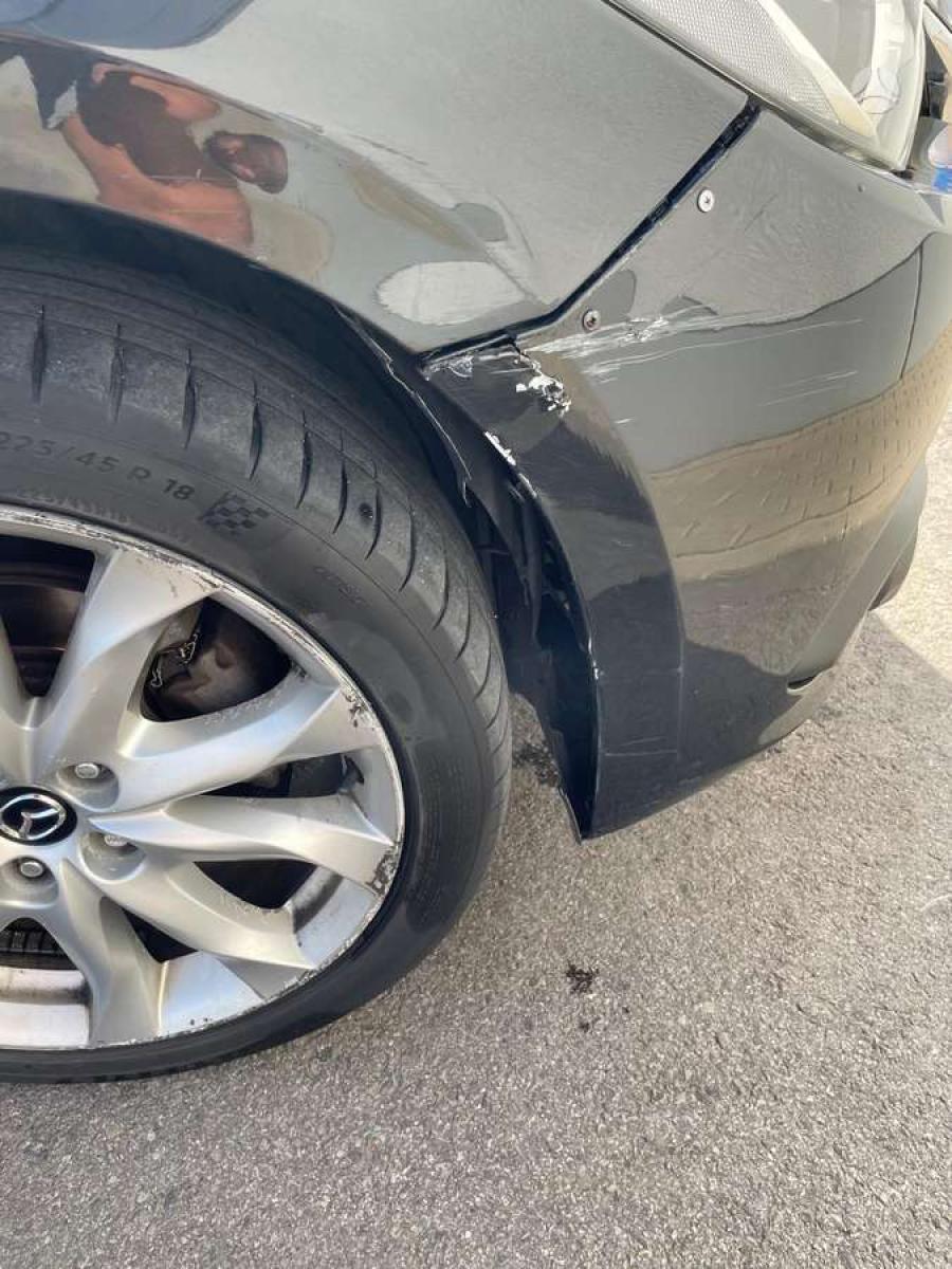 Melns Mazda 3 2017 Kauņa, ar dzinēja tilpumu 1.50 L un nobraukumu 215 tūkst. km par 3500 €, foto 8 vietnē AUTOMOTO.COM.LV