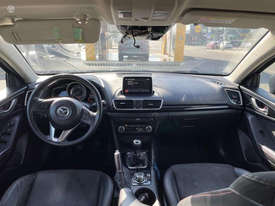 Melns Mazda 3 2017 Kauņa, ar dzinēja tilpumu 1.50 L un nobraukumu 215 tūkst. km par 3500 €, foto 12 vietnē AUTOMOTO.COM.LV
