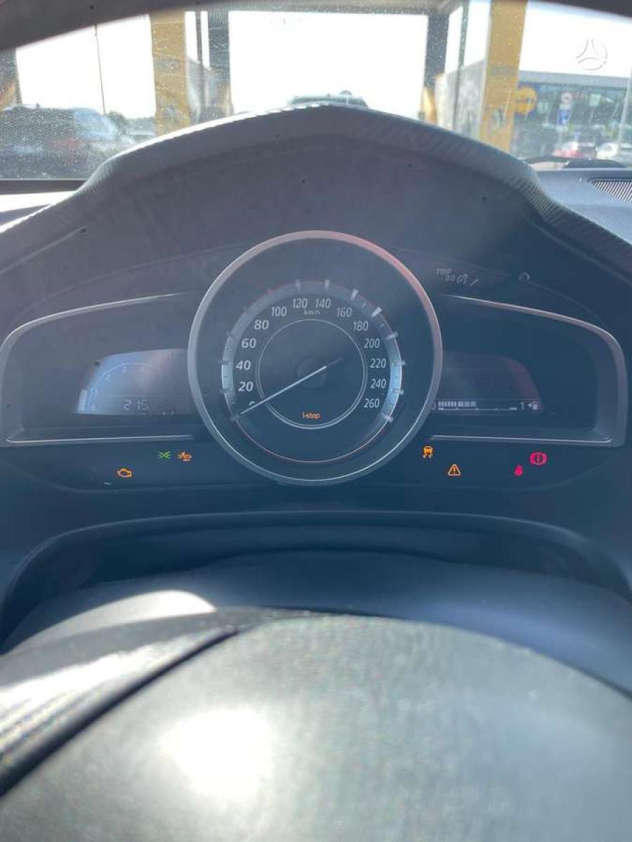 Melns Mazda 3 2017 Kauņa, ar dzinēja tilpumu 1.50 L un nobraukumu 215 tūkst. km par 3500 €, foto 13 vietnē AUTOMOTO.COM.LV