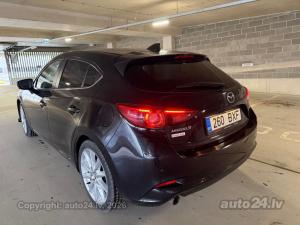 Black Mazda 3 2018 in Tallinn, with an engine capacity of 2.00 L and mileage of 37 thousand km for 12990 €, photo 6 on AUTOMOTO.COM.LV
