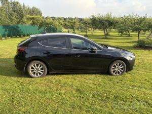 Black Mazda 3 2018 in Riga, with an engine capacity of 2.00 L and mileage of 133 thousand km for 10500 €, photo  on AUTOMOTO.COM.LV