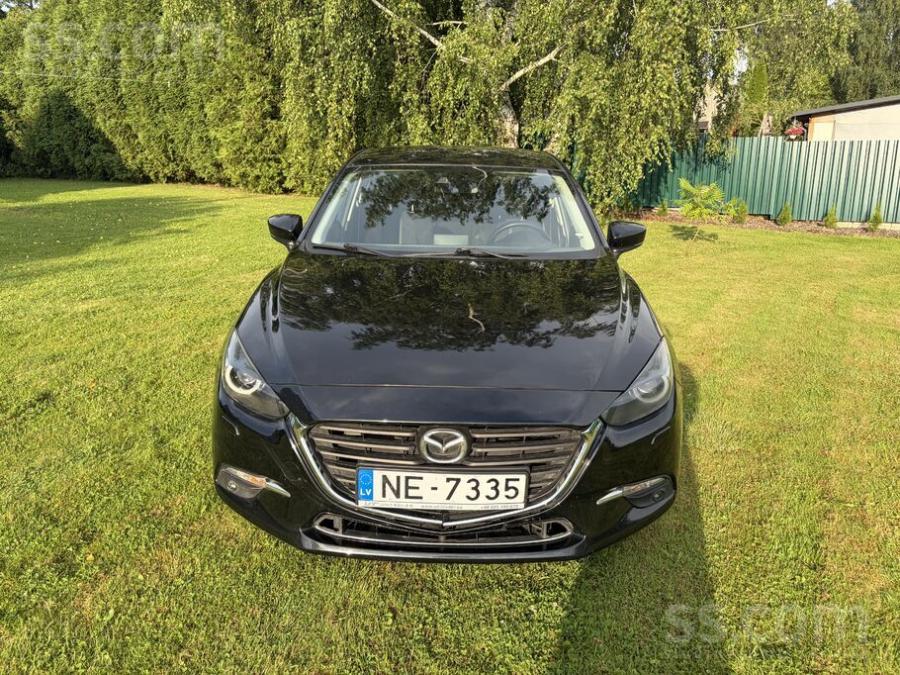 Black Mazda 3 2018 in Riga, with an engine capacity of 2.00 L and mileage of 133 thousand km for 10500 €, photo 7 on AUTOMOTO.COM.LV