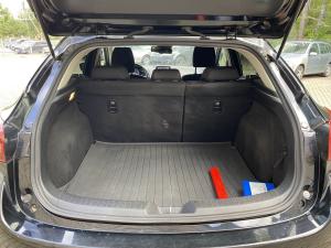 Black Mazda 3 2018 in Sveicarija, with an engine capacity of 2.20 L and mileage of 195 thousand km for 4900 €, photo 9 on AUTOMOTO.COM.LV