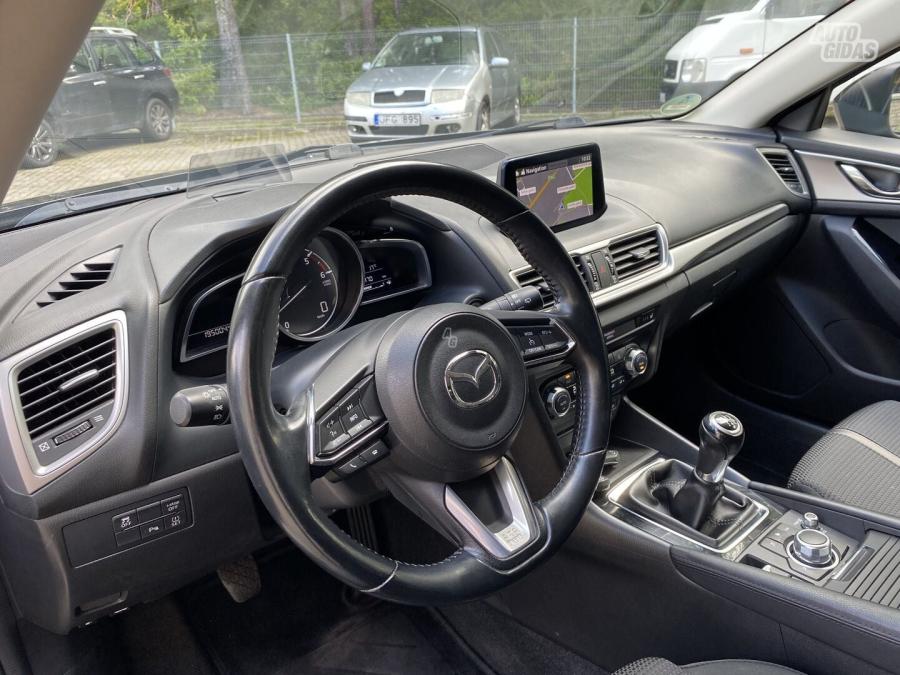Black Mazda 3 2018 in Sveicarija, with an engine capacity of 2.20 L and mileage of 195 thousand km for 4900 €, photo 12 on AUTOMOTO.COM.LV